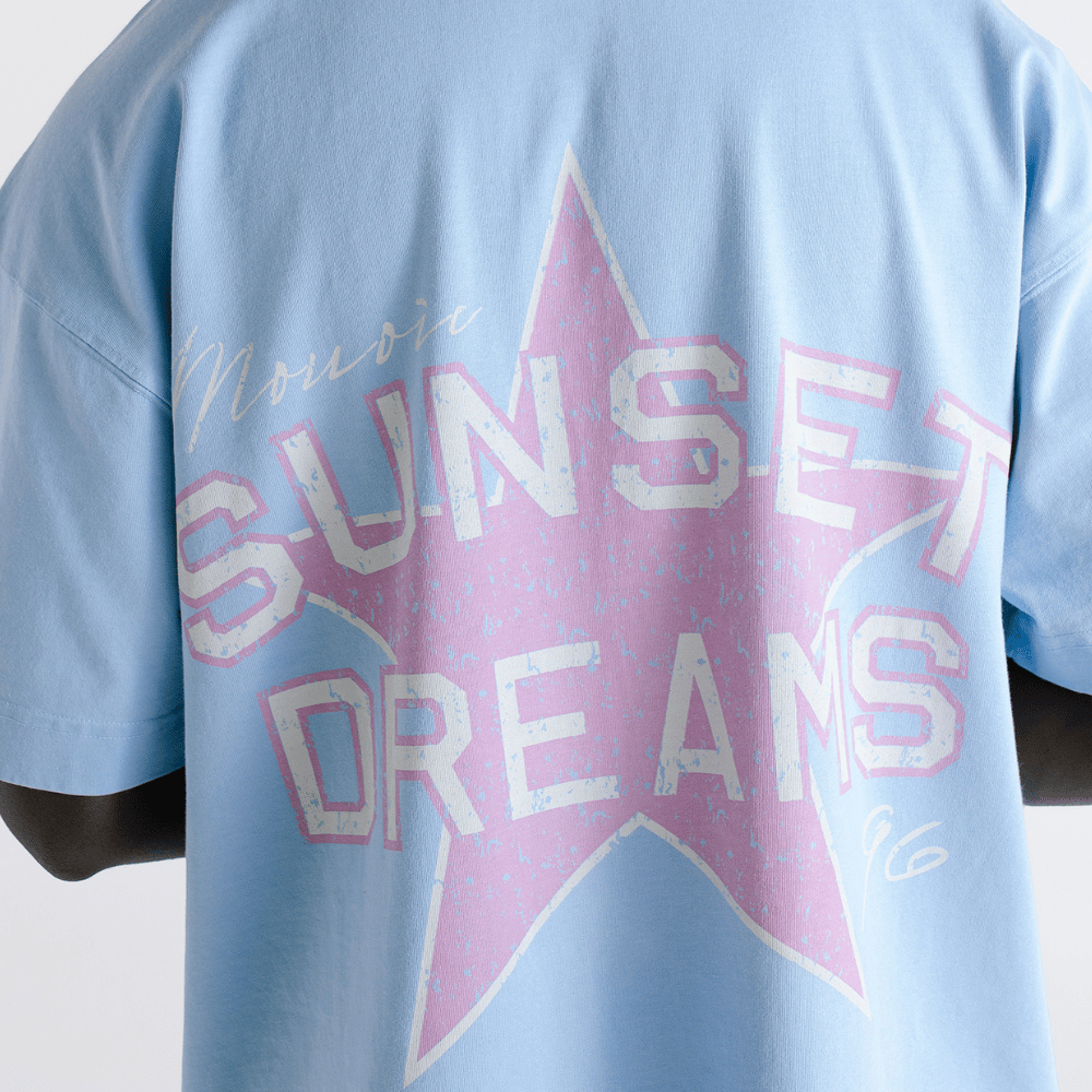 MONOIC SUNSET DREAMS SUNSET DREAMS CAMISETA BOXY FIT AZUL CLARO – Libur
